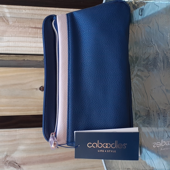 Bags | Nwt Large Caboodles Zip Pop Purse Organizer Makeup Bag 11 X 7 ...